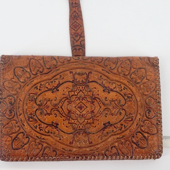 Bags | Native American Western Design 5s Vtg Hand Tooled Leather Wallet ...